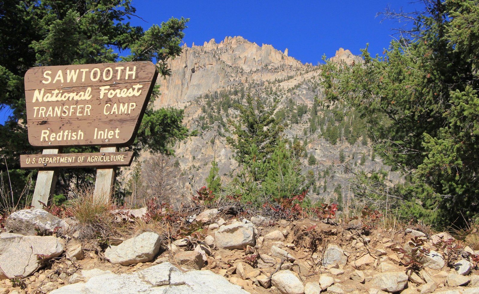 Idaho’s Sawtooth Wilderness Backpack Day 1: Redfish Lake to Alpine Lake ...