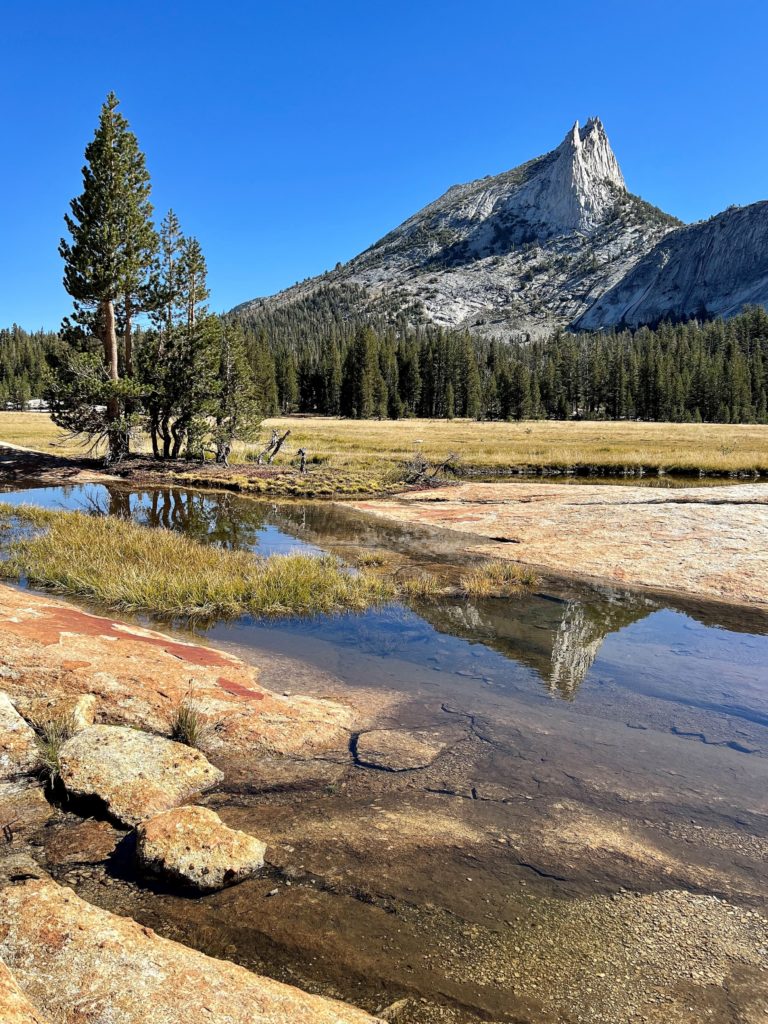Hiking Yosemite National Park Part 2: Cathedral Lakes & Elizabeth Lake ...