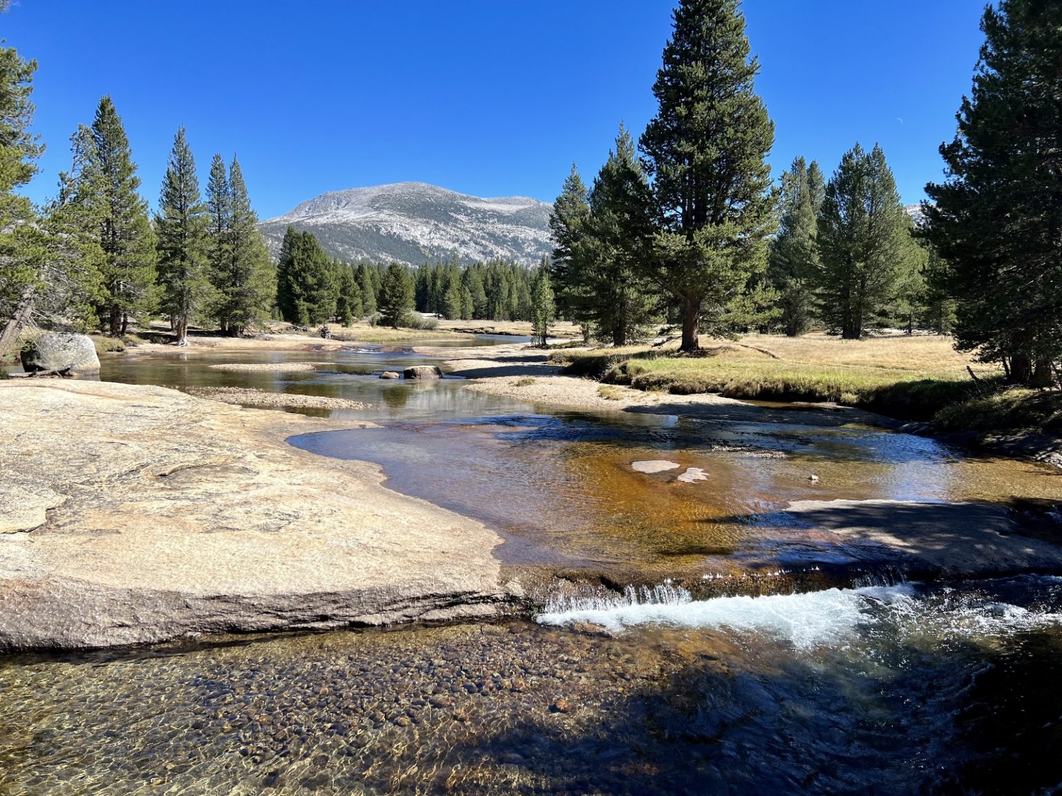 Hiking Yosemite National Park Part 2: Cathedral Lakes & Elizabeth Lake ...