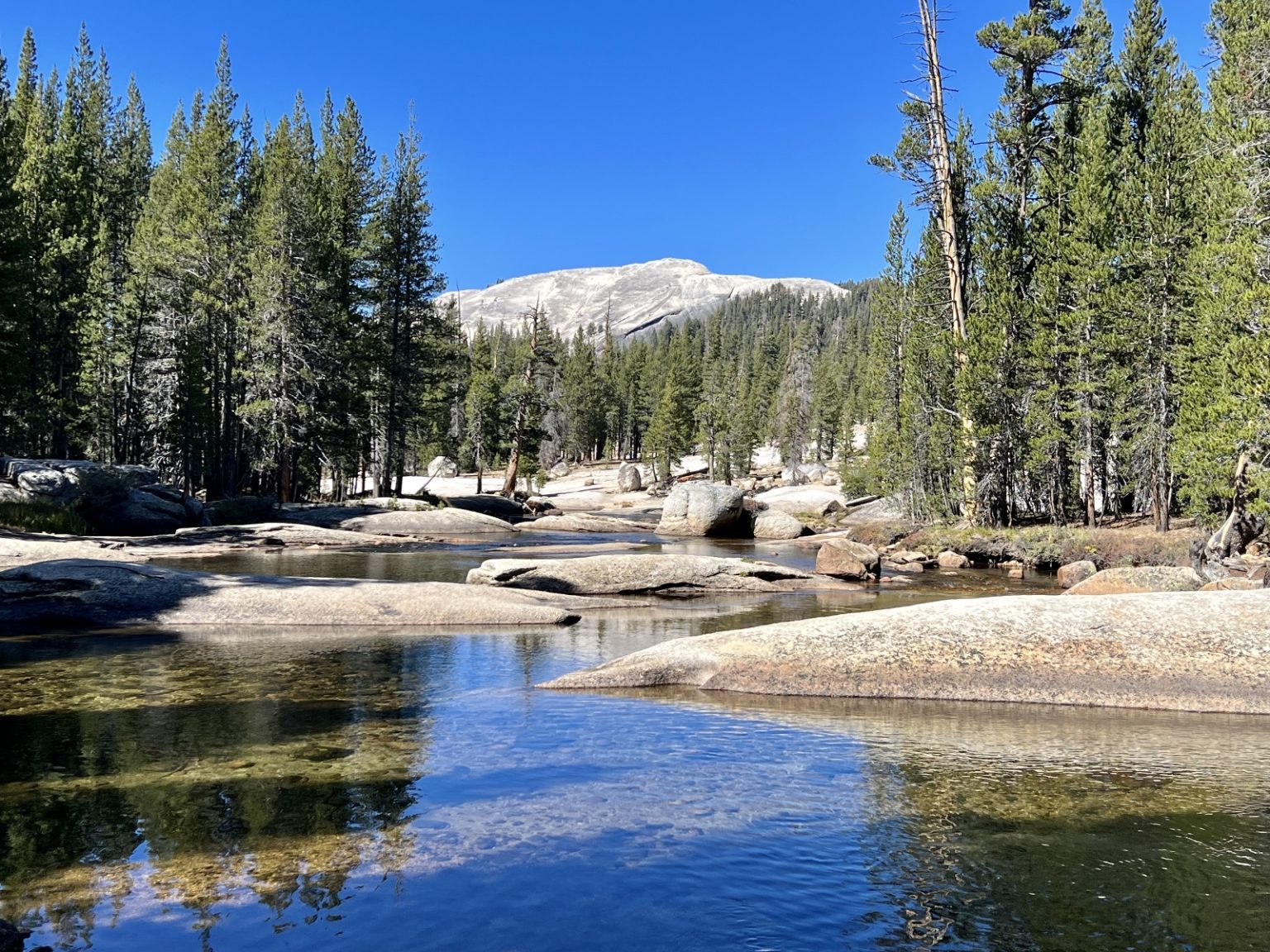 Hiking Yosemite National Park Part 2: Cathedral Lakes & Elizabeth Lake ...