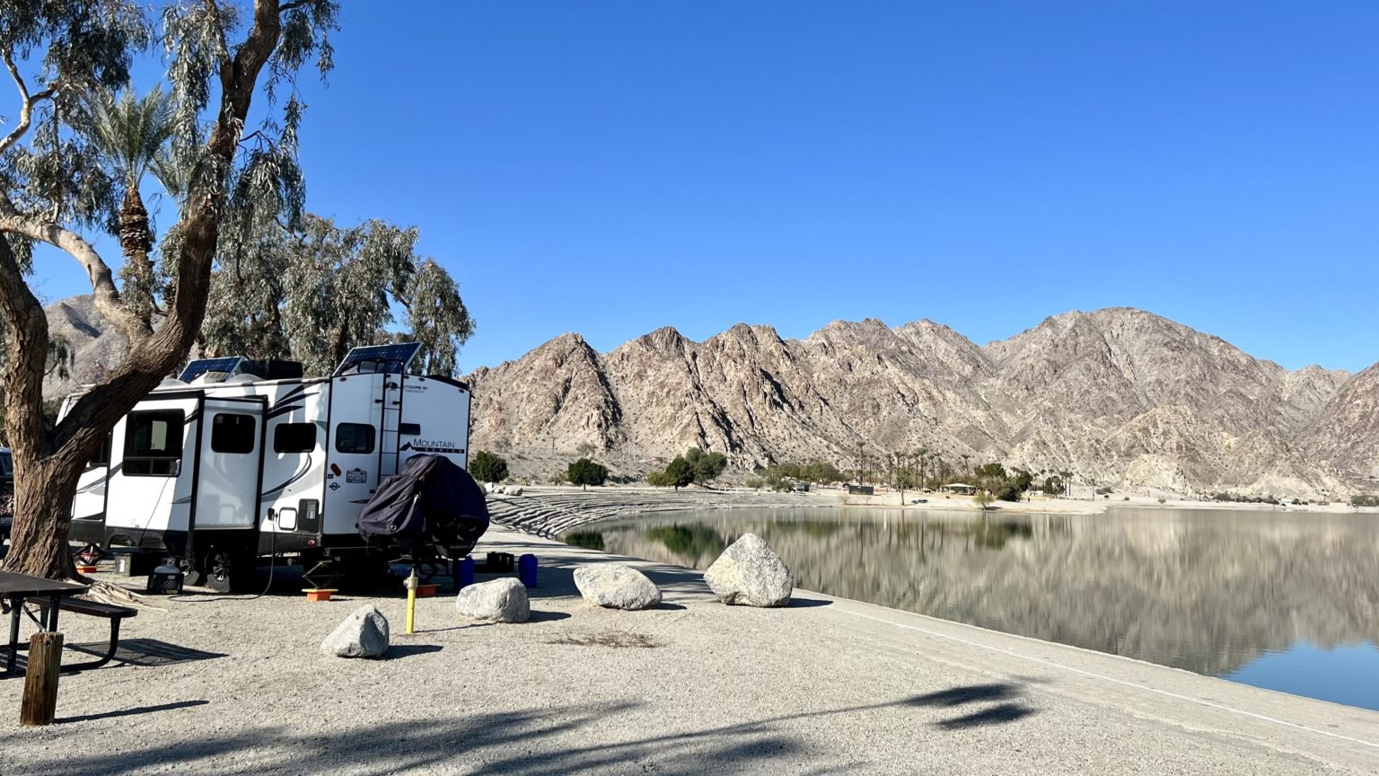 SoCal’s Lake Cahuilla and Lost Palm Oasis – Evans Outdoor Adventures